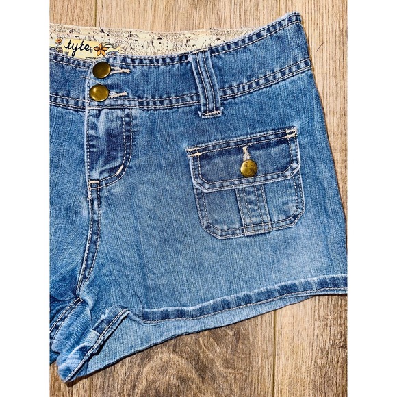 Tyte Jeans | Shorts | D5 Y2k Tyte Low Rise Booty Shorts Juniors Size 1 ...